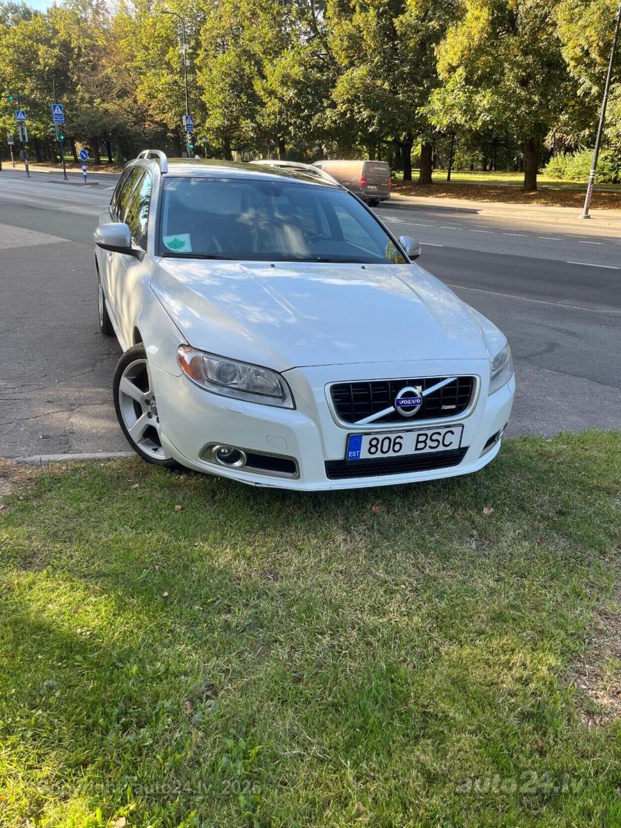White Volvo V70 2011 in Tartu, with an engine capacity of 2.00 L and mileage of 199 thousand km for 6000 €, photo 28 on AUTOMOTO.COM.LV