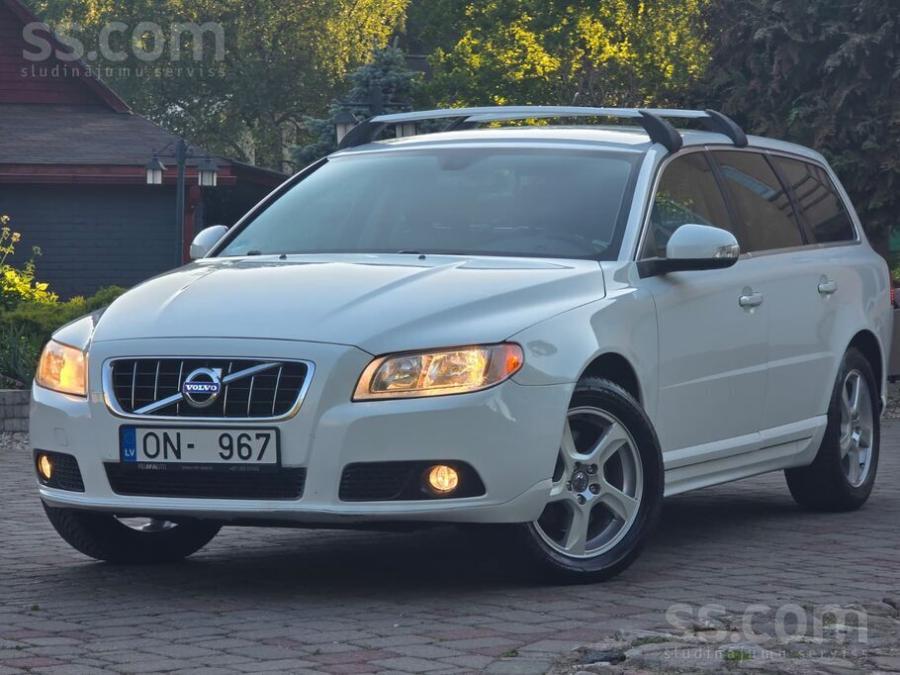 Balts Volvo V70 2011 Rīga, ar dzinēja tilpumu 2.40 L un nobraukumu 316 tūkst. km par 5950 €, foto 1 vietnē AUTOMOTO.COM.LV