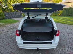 Balts Volvo V70 2011 Rīga, ar dzinēja tilpumu 2.40 L un nobraukumu 316 tūkst. km par 5950 €, foto 14 vietnē AUTOMOTO.COM.LV