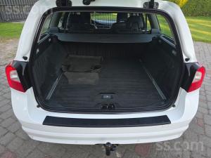 Balts Volvo V70 2011 Rīga, ar dzinēja tilpumu 2.40 L un nobraukumu 316 tūkst. km par 5950 €, foto 15 vietnē AUTOMOTO.COM.LV