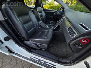 Balts Volvo V70 2011 Rīga, ar dzinēja tilpumu 2.40 L un nobraukumu 316 tūkst. km par 5950 €, foto 22 vietnē AUTOMOTO.COM.LV