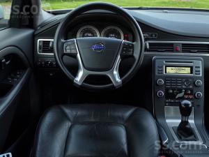 Balts Volvo V70 2011 Rīga, ar dzinēja tilpumu 2.40 L un nobraukumu 316 tūkst. km par 5950 €, foto 27 vietnē AUTOMOTO.COM.LV
