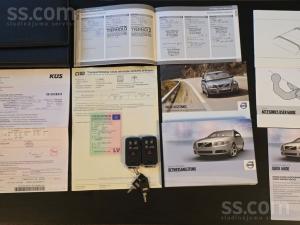 Balts Volvo V70 2011 Rīga, ar dzinēja tilpumu 2.40 L un nobraukumu 316 tūkst. km par 5950 €, foto 35 vietnē AUTOMOTO.COM.LV