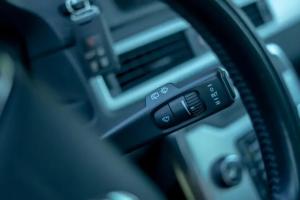 Balts Volvo V70 2012 Liepāja, ar dzinēja tilpumu 2.00 L un nobraukumu 368 tūkst. km par 6500 €, foto 24 vietnē AUTOMOTO.COM.LV