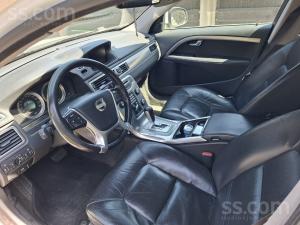 White Volvo V70 2012 in Liepaja, with an engine capacity of 2.00 L and mileage of 345 thousand km for 4950 €, photo 11 on AUTOMOTO.COM.LV