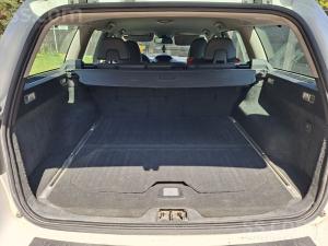 White Volvo V70 2012 in Liepaja, with an engine capacity of 2.00 L and mileage of 345 thousand km for 4950 €, photo 12 on AUTOMOTO.COM.LV