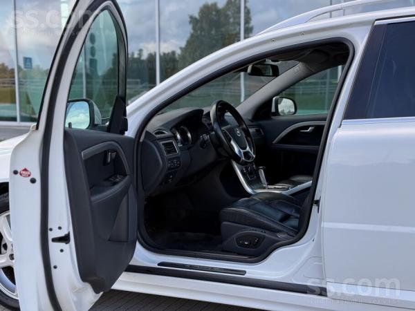 Balts Volvo V70 2012 Rēzekne, ar dzinēja tilpumu 2.00 L un nobraukumu 287 tūkst. km par 6990 €, foto 10 vietnē AUTOMOTO.COM.LV