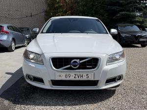 Balts Volvo V70 2013 Kauņa, ar dzinēja tilpumu 1.98 L un nobraukumu 394 tūkst. km par 6650 €, foto 7 vietnē AUTOMOTO.COM.LV