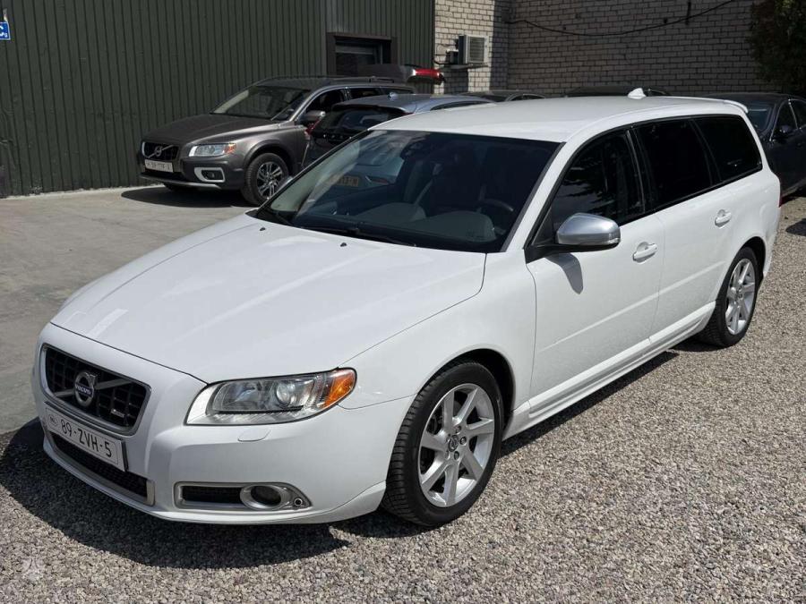 Balts Volvo V70 2013 Kauņa, ar dzinēja tilpumu 1.98 L un nobraukumu 394 tūkst. km par 6650 €, foto 9 vietnē AUTOMOTO.COM.LV