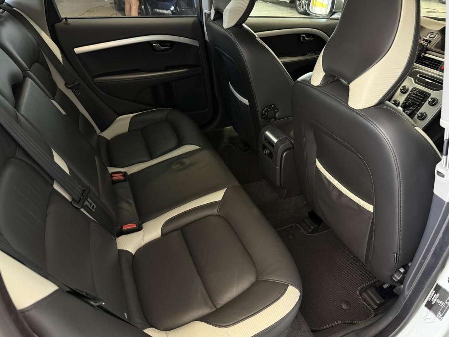 Balts Volvo V70 2013 Kauņa, ar dzinēja tilpumu 1.98 L un nobraukumu 394 tūkst. km par 6650 €, foto 18 vietnē AUTOMOTO.COM.LV