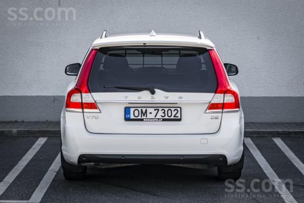 Balts Volvo V70 2013 Rīga, ar dzinēja tilpumu 1.60 L un nobraukumu 309 tūkst. km par 4200 €, foto 5 vietnē AUTOMOTO.COM.LV