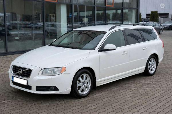Balts Volvo V70 2013 Klaipėda, ar dzinēja tilpumu 0.00 L un nobraukumu 371 tūkst. km par 2540 €, foto 1 vietnē AUTOMOTO.COM.LV