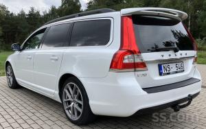 Balts Volvo V70 2013 Liepāja, ar dzinēja tilpumu 1.60 L un nobraukumu 301 tūkst. km par 3500 €, foto 5 vietnē AUTOMOTO.COM.LV