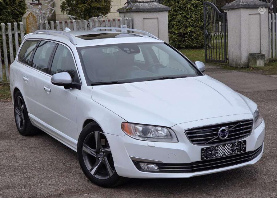 White Volvo V70 2014 in Kaunas, with an engine capacity of 2.40 L and mileage of 270 thousand km for 11300 €, photo 1 on AUTOMOTO.COM.LV