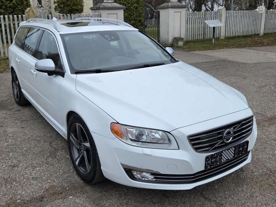 White Volvo V70 2014 in Kaunas, with an engine capacity of 2.40 L and mileage of 270 thousand km for 11300 €, photo 3 on AUTOMOTO.COM.LV