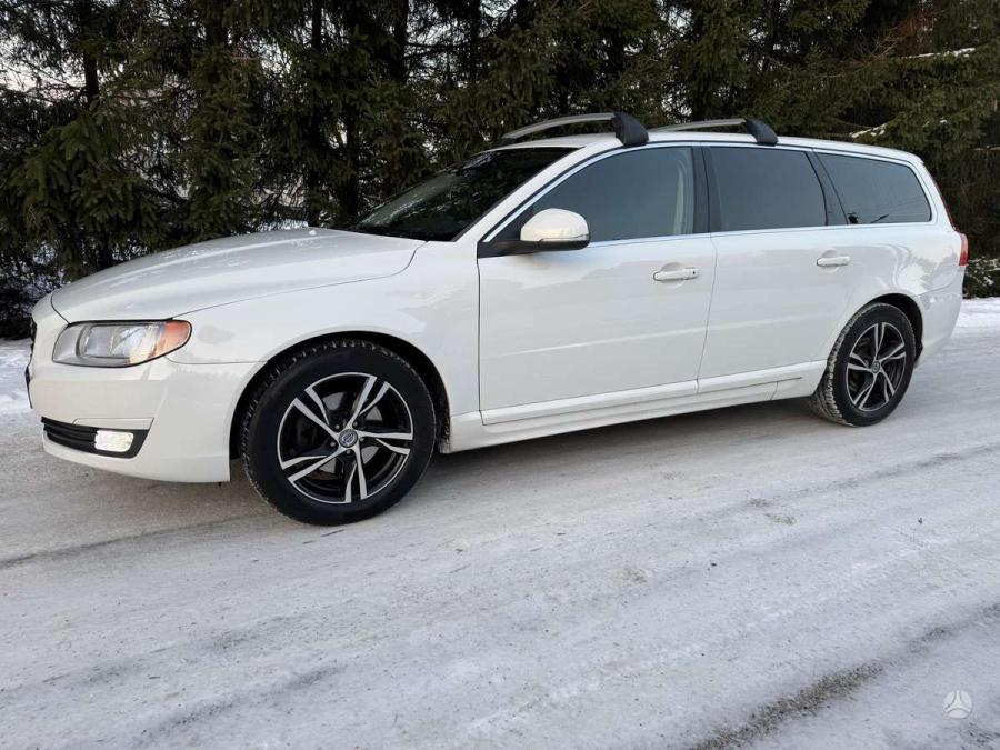 Balts Volvo V70 2014 Alīta, ar dzinēja tilpumu 1.98 L un nobraukumu 249 tūkst. km par 5750 €, foto 1 vietnē AUTOMOTO.COM.LV