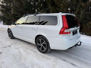 Balts Volvo V70 2014 Alīta, ar dzinēja tilpumu 1.98 L un nobraukumu 249 tūkst. km par 5750 €, foto 5 vietnē AUTOMOTO.COM.LV