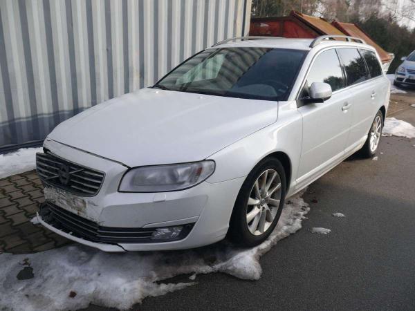 Balts Volvo V70 2014 Utena, ar dzinēja tilpumu 1.56 L un nobraukumu 269 tūkst. km par 4290 €, foto 1 vietnē AUTOMOTO.COM.LV