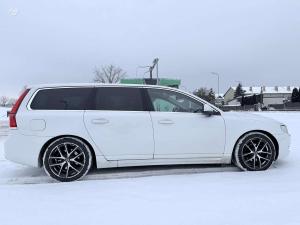 Balts Volvo V70 2014 Kauņa, ar dzinēja tilpumu 1.97 L un nobraukumu 276 tūkst. km par 5850 €, foto 2 vietnē AUTOMOTO.COM.LV