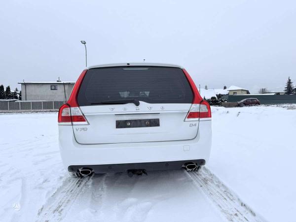 White Volvo V70 2014 in Kaunas, with an engine capacity of 1.97 L and mileage of 276 thousand km for 5850 €, photo 4 on AUTOMOTO.COM.LV