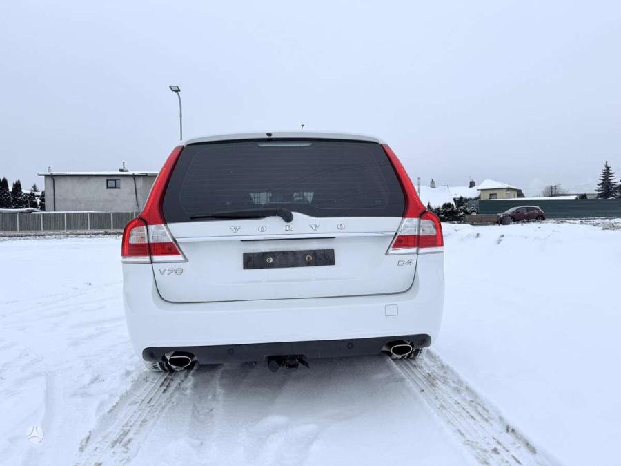 Balts Volvo V70 2014 Kauņa, ar dzinēja tilpumu 1.97 L un nobraukumu 276 tūkst. km par 5850 €, foto 4 vietnē AUTOMOTO.COM.LV