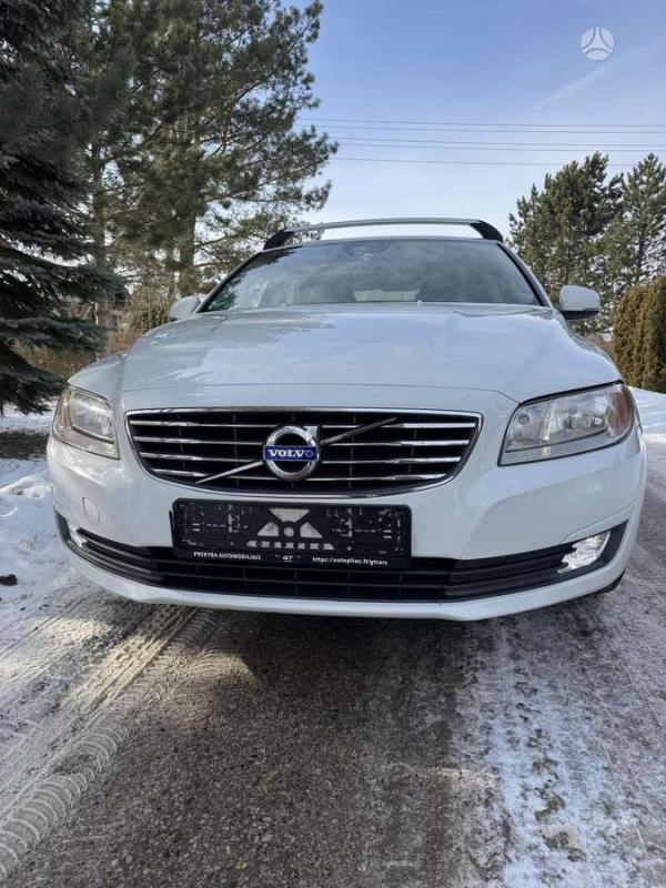 White Volvo V70 2014 in Alytus, with an engine capacity of 1.98 L and mileage of 252 thousand km for 5550 €, photo 3 on AUTOMOTO.COM.LV