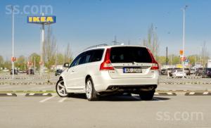 Balts Volvo V70 2014 Rīga, ar dzinēja tilpumu 2.00 L un nobraukumu 260 tūkst. km par 7000 €, foto 8 vietnē AUTOMOTO.COM.LV
