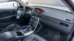 Balts Volvo V70 2014 Rīga, ar dzinēja tilpumu 2.00 L un nobraukumu 260 tūkst. km par 7000 €, foto 11 vietnē AUTOMOTO.COM.LV