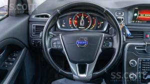 Balts Volvo V70 2014 Rīga, ar dzinēja tilpumu 2.00 L un nobraukumu 260 tūkst. km par 7000 €, foto 14 vietnē AUTOMOTO.COM.LV
