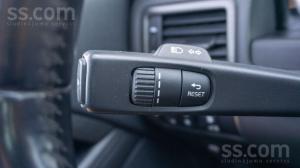Balts Volvo V70 2014 Rīga, ar dzinēja tilpumu 2.00 L un nobraukumu 260 tūkst. km par 7000 €, foto 19 vietnē AUTOMOTO.COM.LV