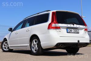 Balts Volvo V70 2014 Rīga, ar dzinēja tilpumu 2.00 L un nobraukumu 0 tūkst. km par 5250 €, foto 11 vietnē AUTOMOTO.COM.LV