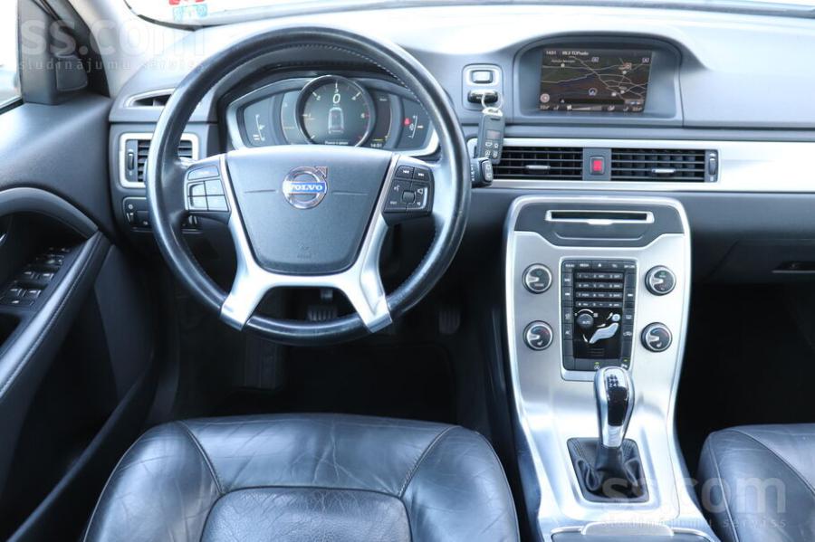 Balts Volvo V70 2014 Rīga, ar dzinēja tilpumu 2.00 L un nobraukumu 0 tūkst. km par 5250 €, foto 24 vietnē AUTOMOTO.COM.LV