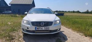 White Volvo V70 2014 in Vilnius, with an engine capacity of 2.00 L and mileage of 629 thousand km for 3850 €, photo 6 on AUTOMOTO.COM.LV