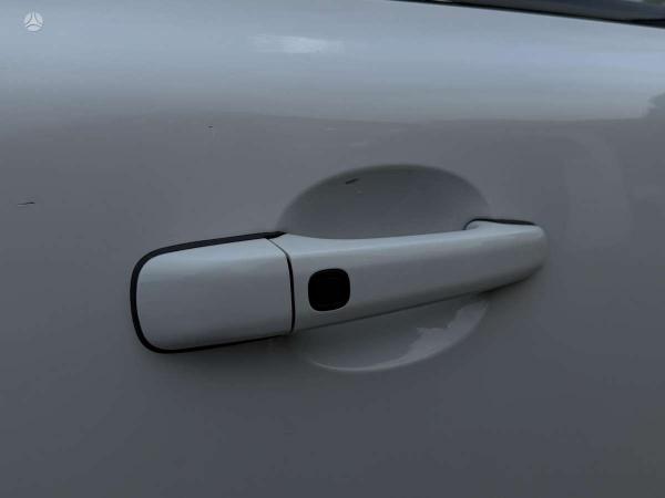 White Volvo V70 2014 in Vilnius, with an engine capacity of 2.00 L and mileage of 295 thousand km for 3750 €, photo 9 on AUTOMOTO.COM.LV