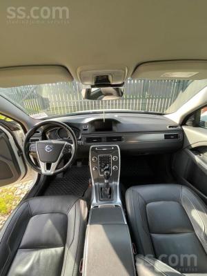 Balts Volvo V70 2014 Rīga, ar dzinēja tilpumu 1.60 L un nobraukumu 257 tūkst. km par 7000 €, foto 9 vietnē AUTOMOTO.COM.LV