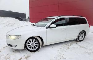 Balts Volvo V70 2015 Kauņa, ar dzinēja tilpumu 1.56 L un nobraukumu 242 tūkst. km par 5550 €, foto 2 vietnē AUTOMOTO.COM.LV