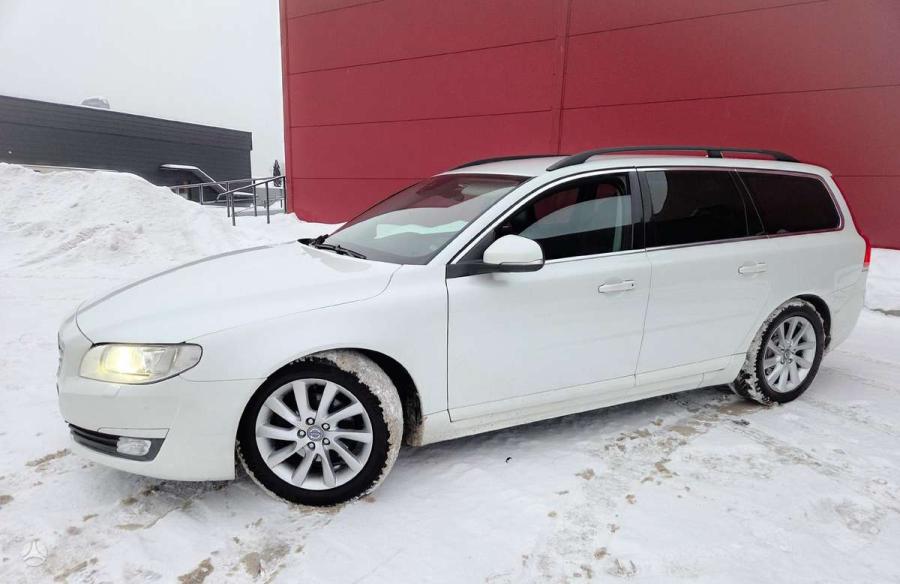 Balts Volvo V70 2015 Kauņa, ar dzinēja tilpumu 1.56 L un nobraukumu 242 tūkst. km par 5550 €, foto 2 vietnē AUTOMOTO.COM.LV