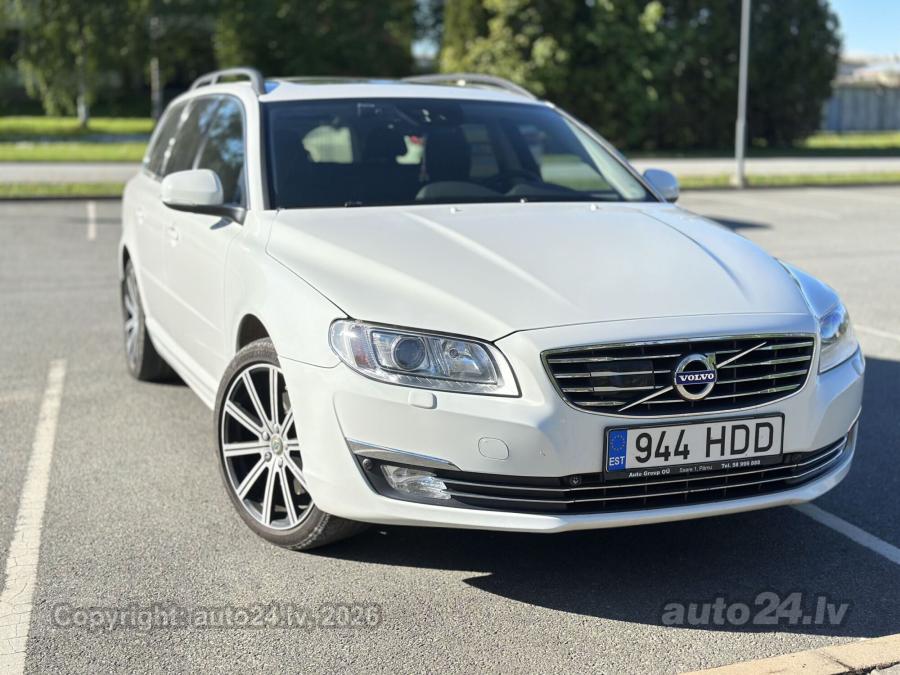 Balts Volvo V70 2015 Tallina, ar dzinēja tilpumu 2.40 L un nobraukumu 248 tūkst. km par 11700 €, foto 1 vietnē AUTOMOTO.COM.LV