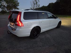 White Volvo V70 2015 in Kaunas, with an engine capacity of 2.00 L and mileage of 303 thousand km for 7350 €, photo 14 on AUTOMOTO.COM.LV