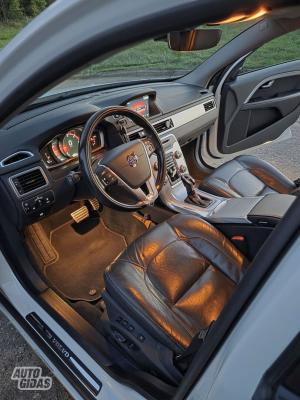 Белый Вольво В70 2015 в Каунас, объемом двигателя 2.00 л и пробегом 303 тыс. км за 7300 €, фото 10 на AUTOMOTO.COM.LV