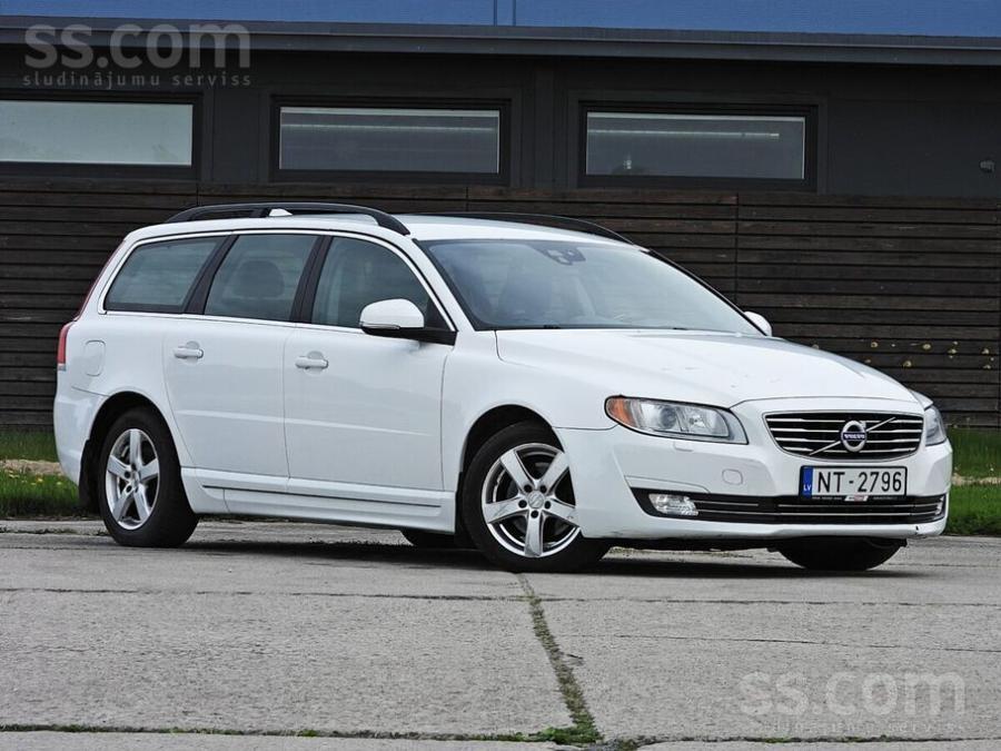 Balts Volvo V70 2015 Rīga, ar dzinēja tilpumu 1.60 L un nobraukumu 299 tūkst. km par 7500 €, foto 4 vietnē AUTOMOTO.COM.LV