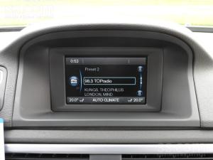 Balts Volvo V70 2015 Rīga, ar dzinēja tilpumu 1.60 L un nobraukumu 299 tūkst. km par 7500 €, foto 18 vietnē AUTOMOTO.COM.LV