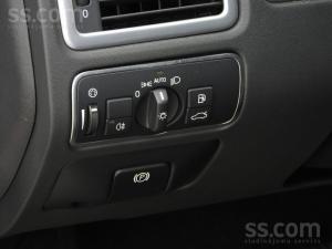 Balts Volvo V70 2015 Rīga, ar dzinēja tilpumu 1.60 L un nobraukumu 299 tūkst. km par 7500 €, foto 23 vietnē AUTOMOTO.COM.LV