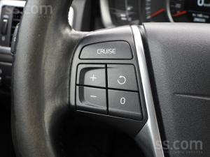 Balts Volvo V70 2015 Rīga, ar dzinēja tilpumu 1.60 L un nobraukumu 299 tūkst. km par 7500 €, foto 26 vietnē AUTOMOTO.COM.LV