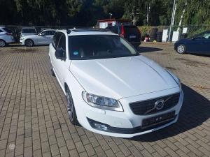 White Volvo V70 2015 in Marijampole, with an engine capacity of 2.40 L and mileage of 231 thousand km for 7400 €, photo 13 on AUTOMOTO.COM.LV