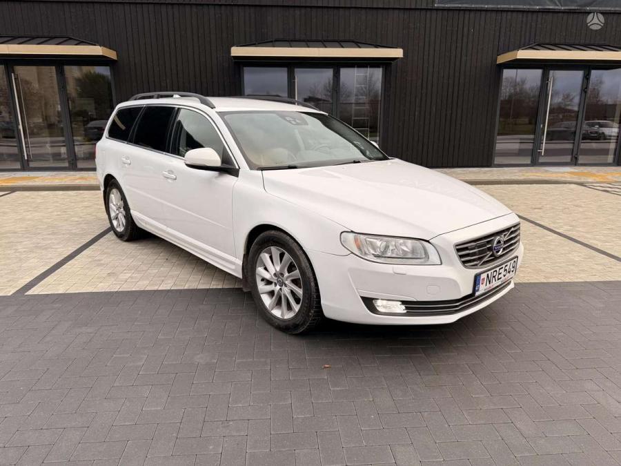 Balts Volvo V70 2016 Šauļi, ar dzinēja tilpumu 2.00 L un nobraukumu 237 tūkst. km par 7450 €, foto 1 vietnē AUTOMOTO.COM.LV