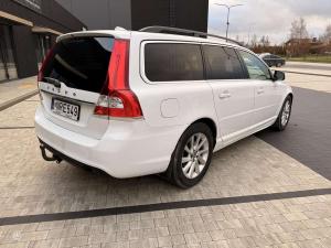 Balts Volvo V70 2016 Šauļi, ar dzinēja tilpumu 2.00 L un nobraukumu 237 tūkst. km par 7450 €, foto 4 vietnē AUTOMOTO.COM.LV
