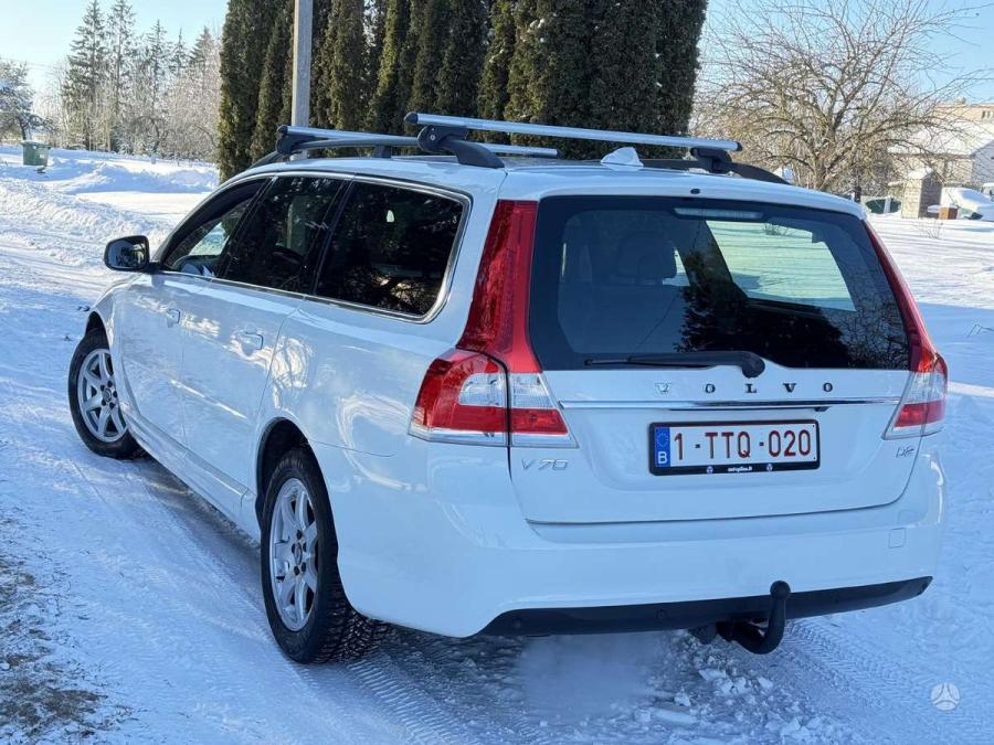 Белый Вольво В70 2016 в Расейняй, объемом двигателя 1.97 л и пробегом 209 тыс. км за 6999 €, фото 4 на AUTOMOTO.COM.LV