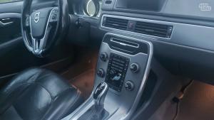 White Volvo V70 2016 in Vilnius, with an engine capacity of 2.00 L and mileage of 308 thousand km for 8250 €, photo 16 on AUTOMOTO.COM.LV