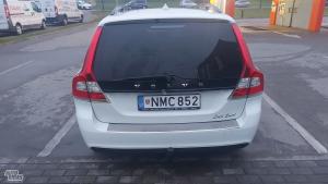 White Volvo V70 2016 in Vilnius, with an engine capacity of 2.00 L and mileage of 308 thousand km for 8250 €, photo 7 on AUTOMOTO.COM.LV